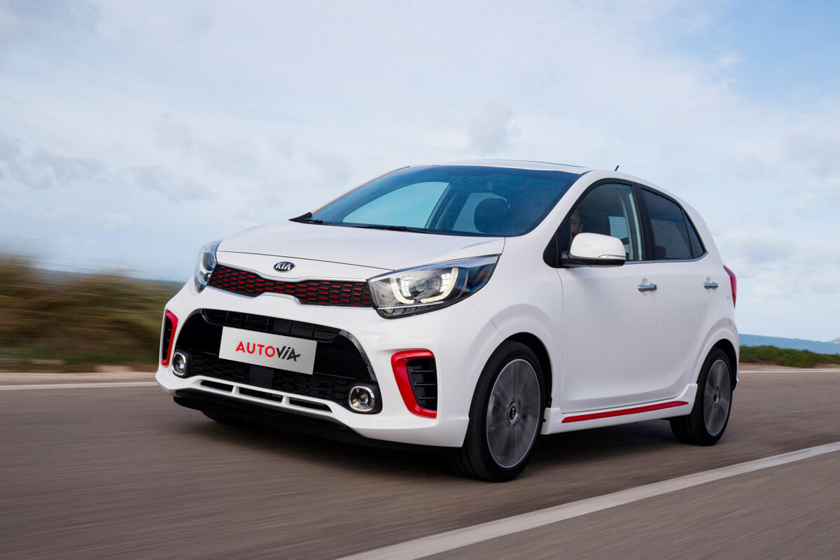 Choose Autovia's car rental at Bari Airport